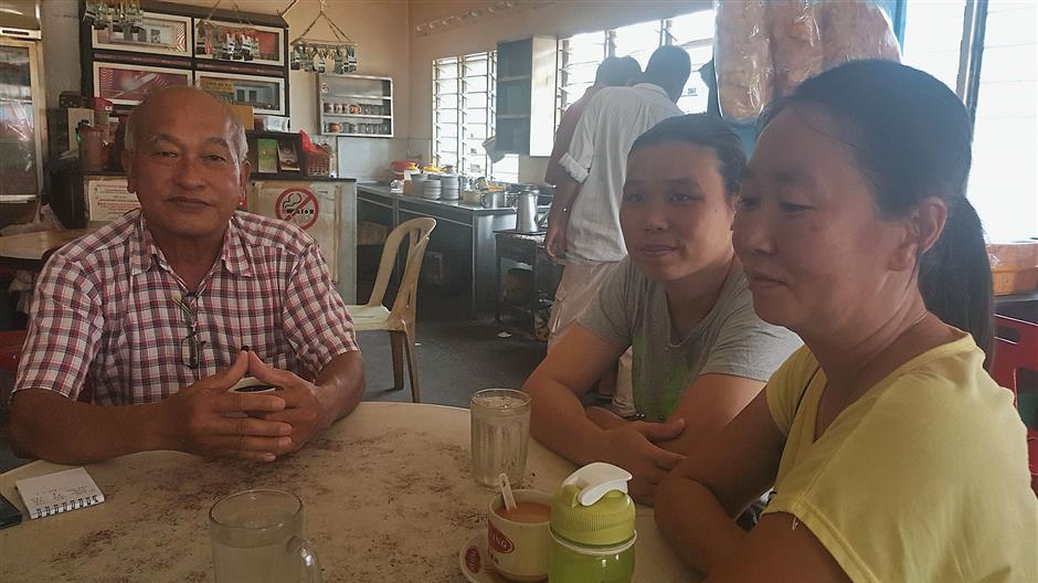 Temple draws thousands to Kg Baru Ulu Choh | The Star