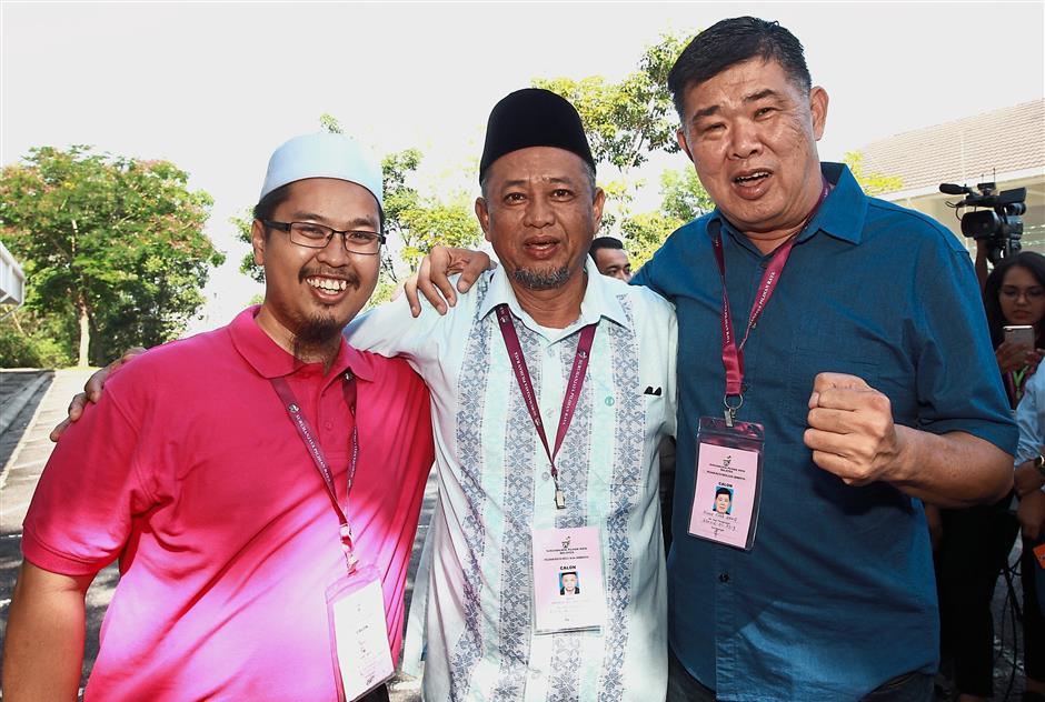 Pakatan candidate nearly left in a pickle | The Star