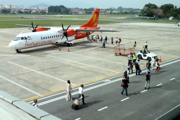 Malaysia and Singapore resolve airspace issue, Firefly to resume ...