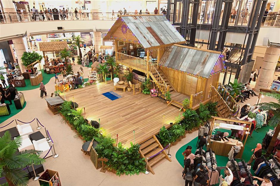 Bringing out the mood of Raya | The Star