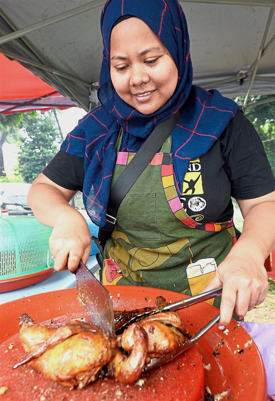 Flower pot grilled chicken, anybody? | The Star
