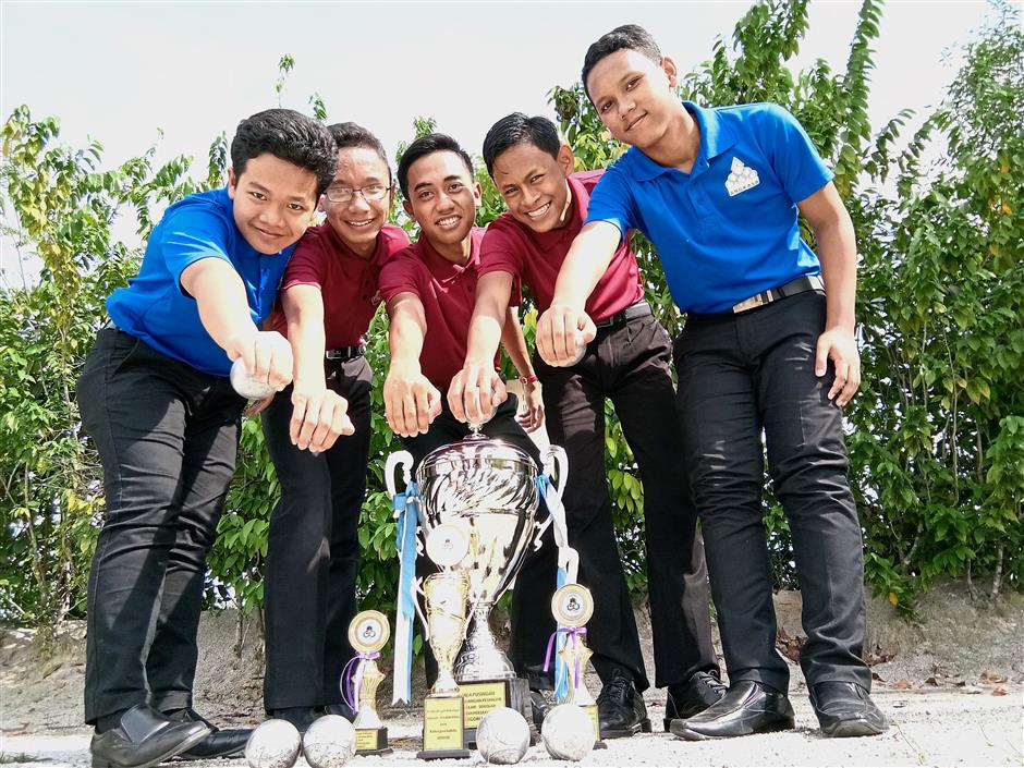 Petanque - A ball fever that’s slowly gaining ground | The Star