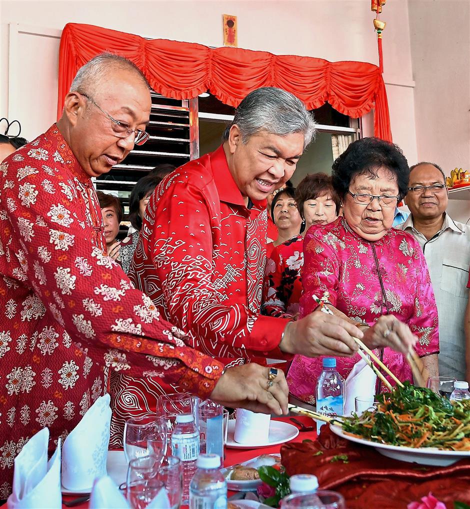 Zahid touches base with close friend Beh | The Star