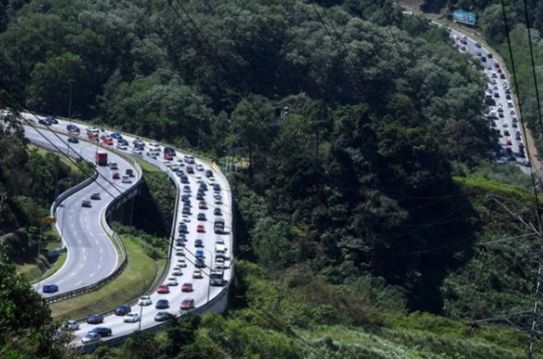 Slow-moving traffic on several national highways | The Star Online