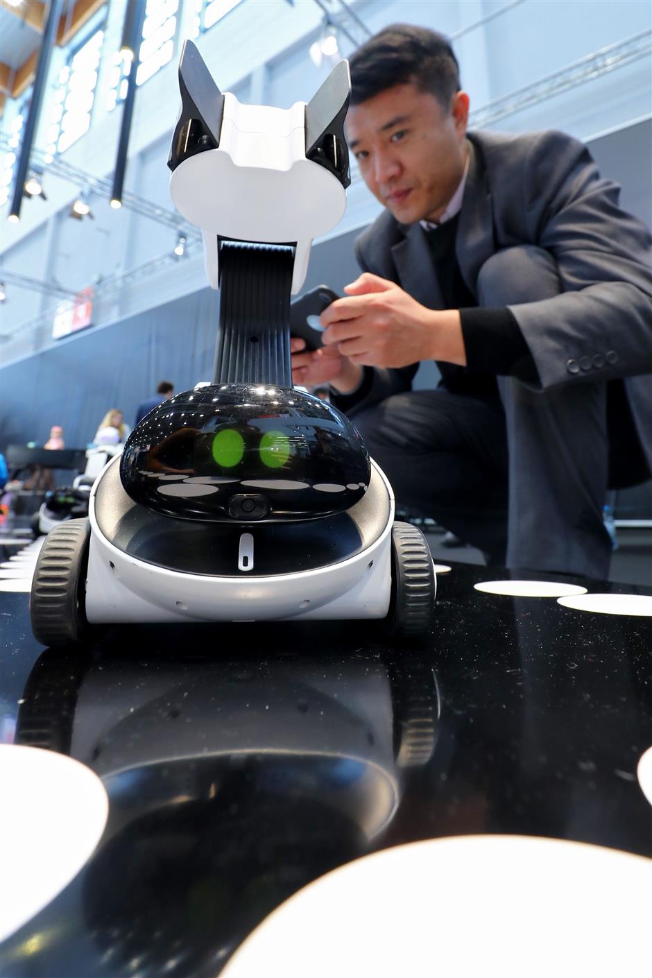 Holograms and mermaids: Top trends at Nuremberg toy fair | The Star