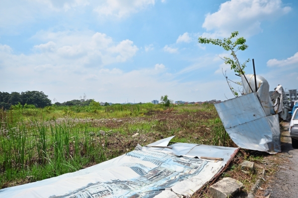 Stalled project turned into eyesore | The Star Online