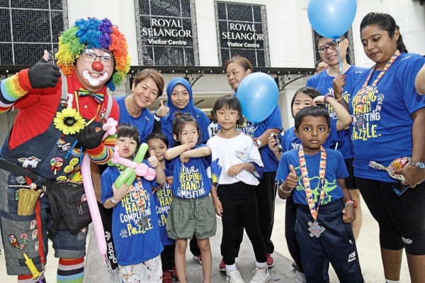 Glad to spread autism awareness | The Star