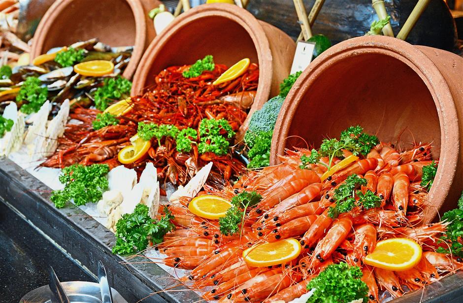 Cafe’s Seafood Buffet making a splash every week | The Star Online