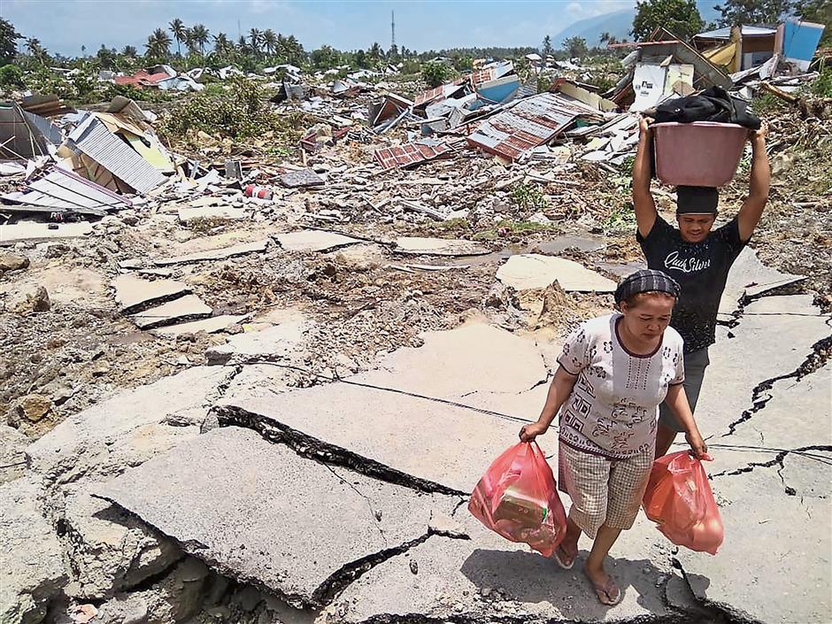 Hundreds killed in Indonesia disaster | The Star