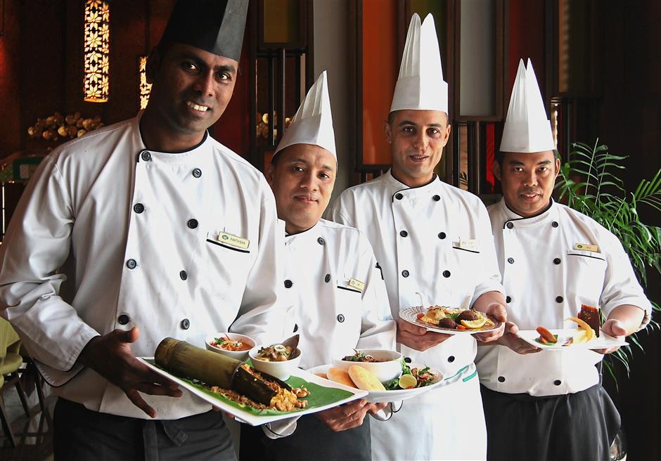 Bazaar-style action with 400 dishes | The Star